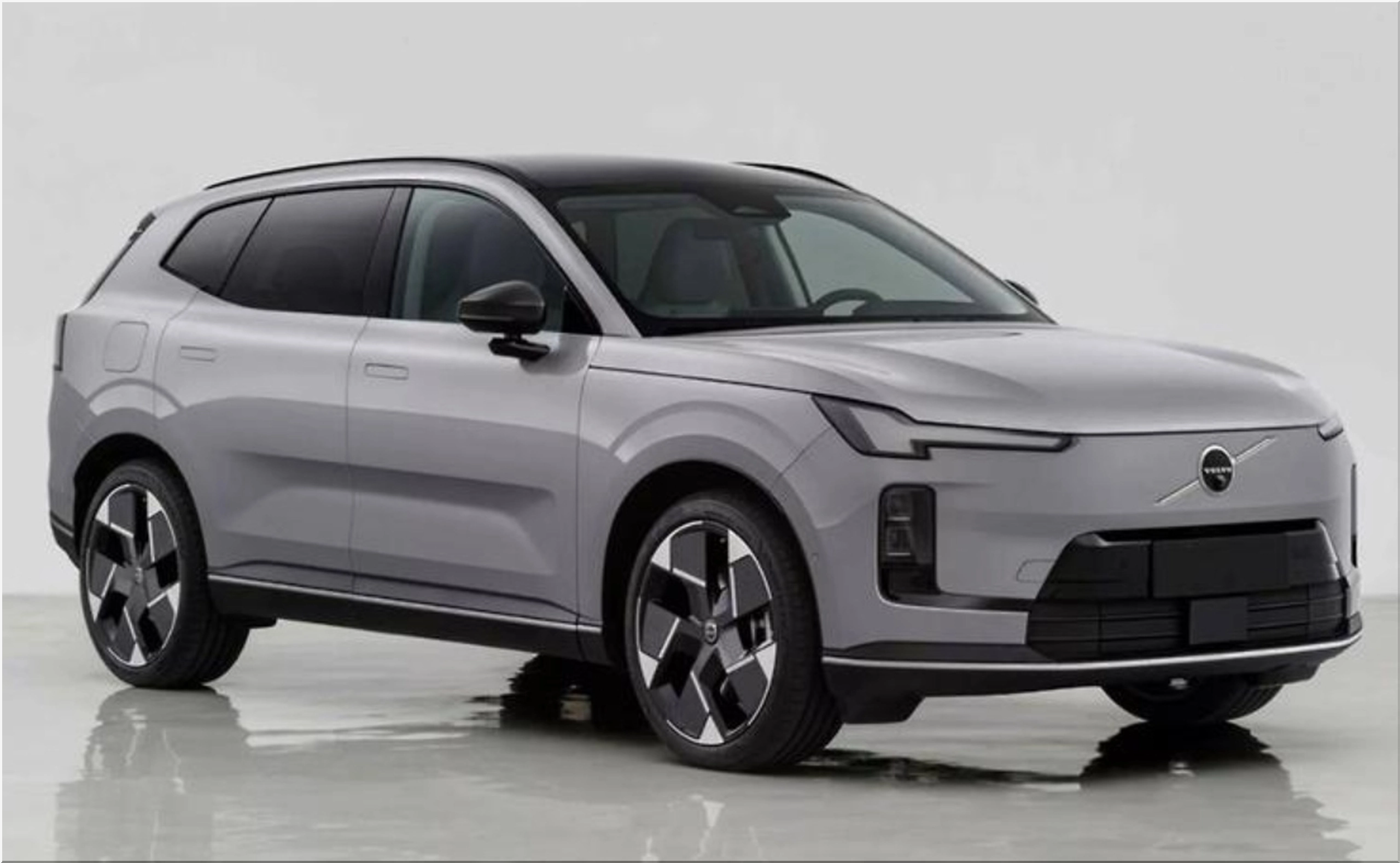 2026 Volvo XC70: A Plug-In Hybrid SUV with 124-Mile Electric Range | Gerane