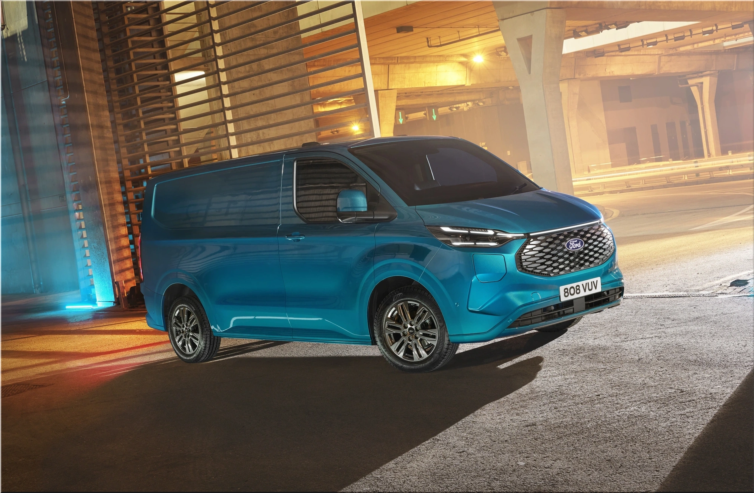 Ford Unveils the E-Transit Custom: A Smart, Powerful, and Efficient ...