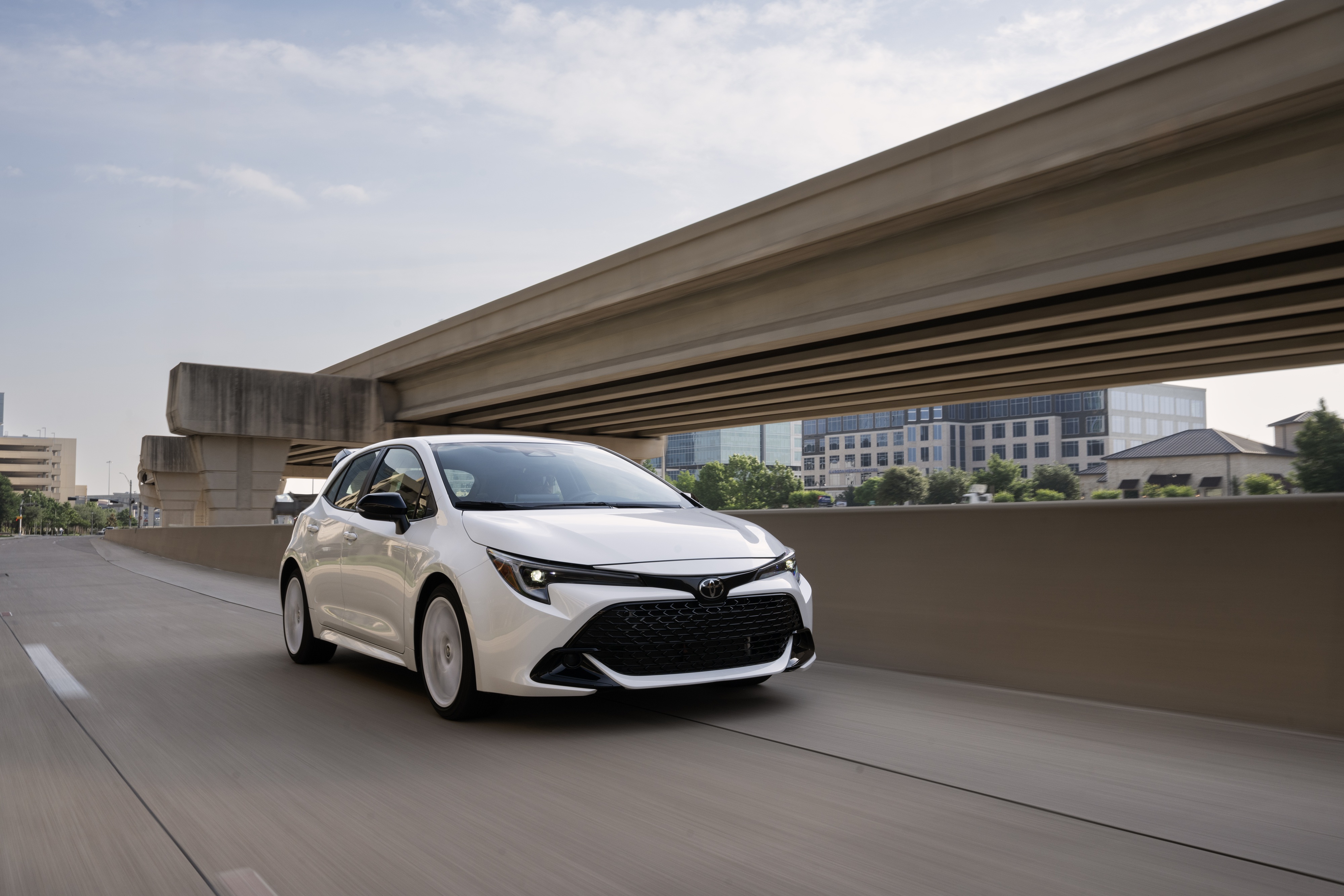Toyota Corolla Hatchback 2026 Adds FX Edition, More Safety, $24,180 ...