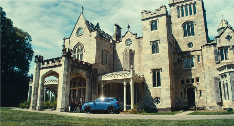 Toyota Corolla Cross x SiriusXM Launches "Tea Time" Commercial | Gerane