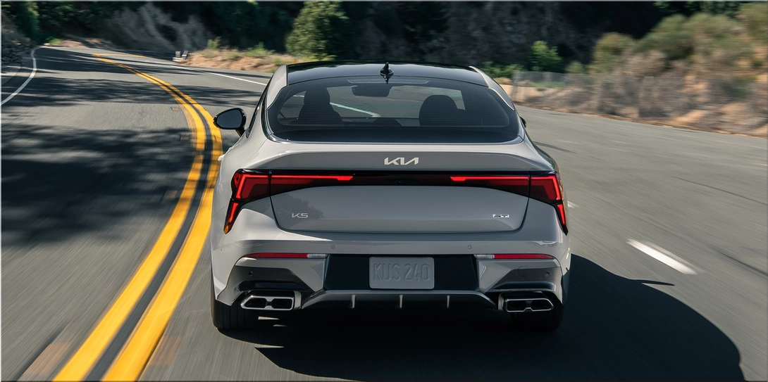 The New 2025 Kia K5: A Bold and Stylish Sedan with Impressive ...